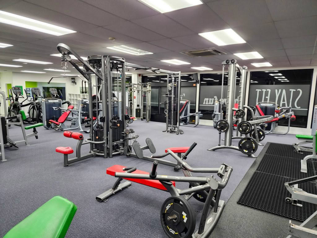 TOPSHAPE Fitter Faster Stronger Gym